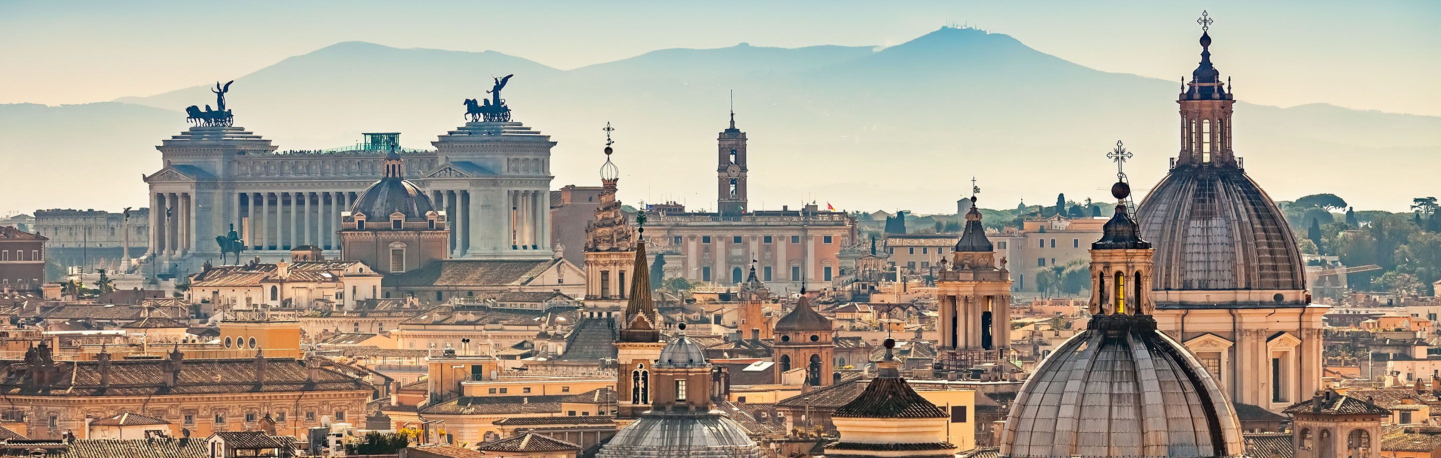 Italy - Credit and debit cards - The Basetrip