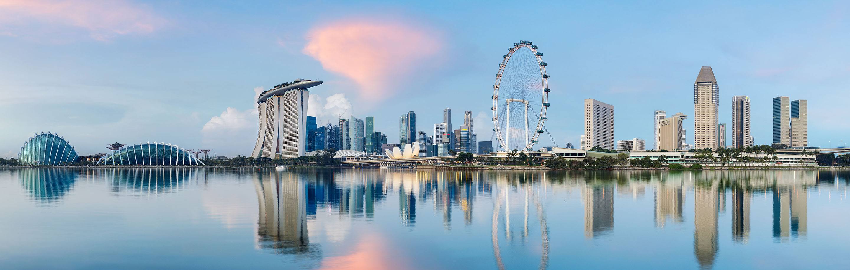 Singapore - Emergency numbers - The Basetrip